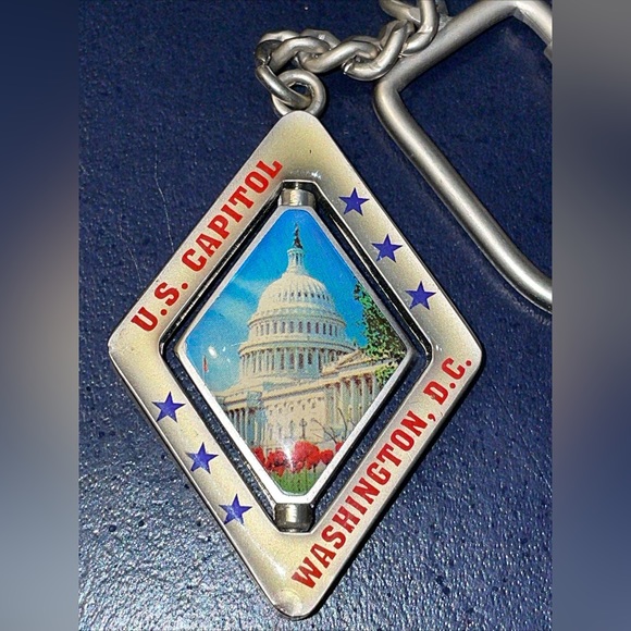 Unbranded | Accessories | Washington Dc Souvenir Silver Tone Swivel ...